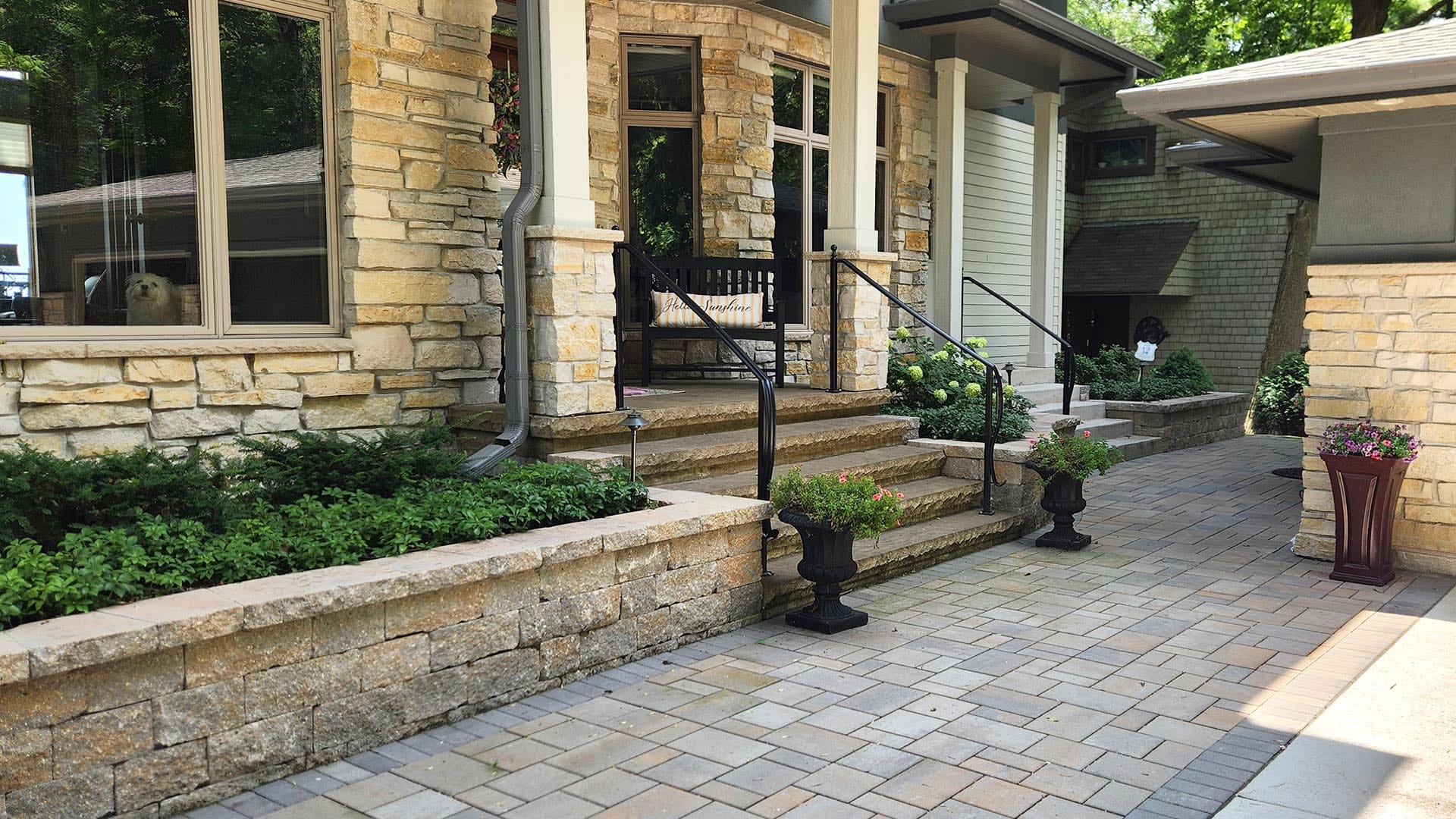 Gateway Charm - Driftless Landscape Design